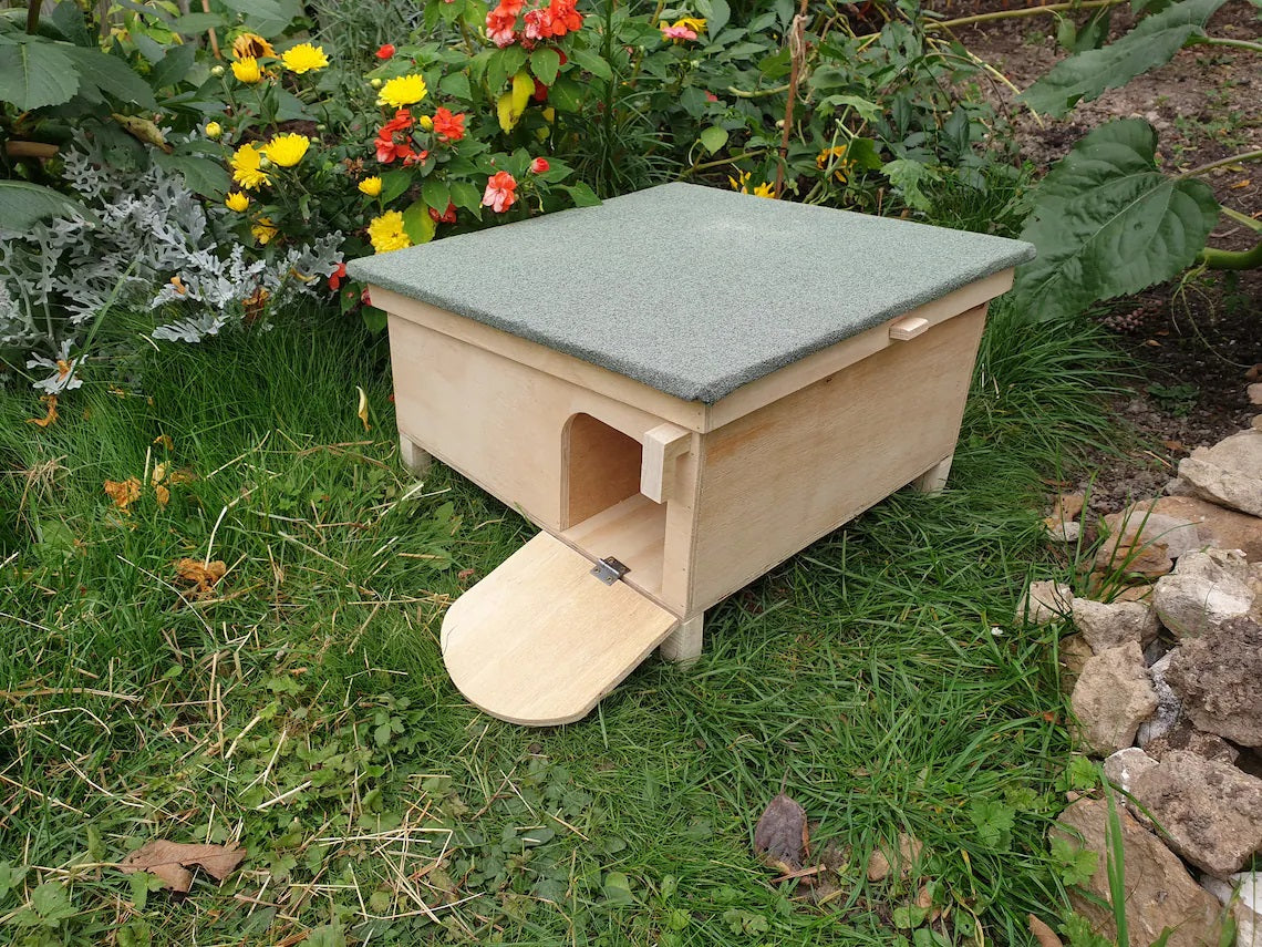 Predator Proof Hedgehog Hibernation Wildlife Shelter Habitat Nest Box ...